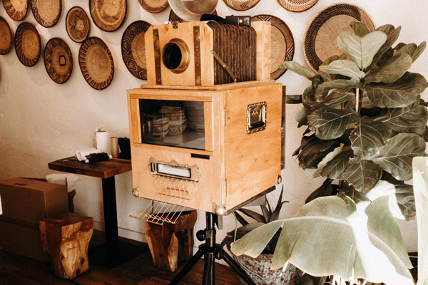 Fotomatón para bodas en Sevilla: ¡Descubre RETROMATA!